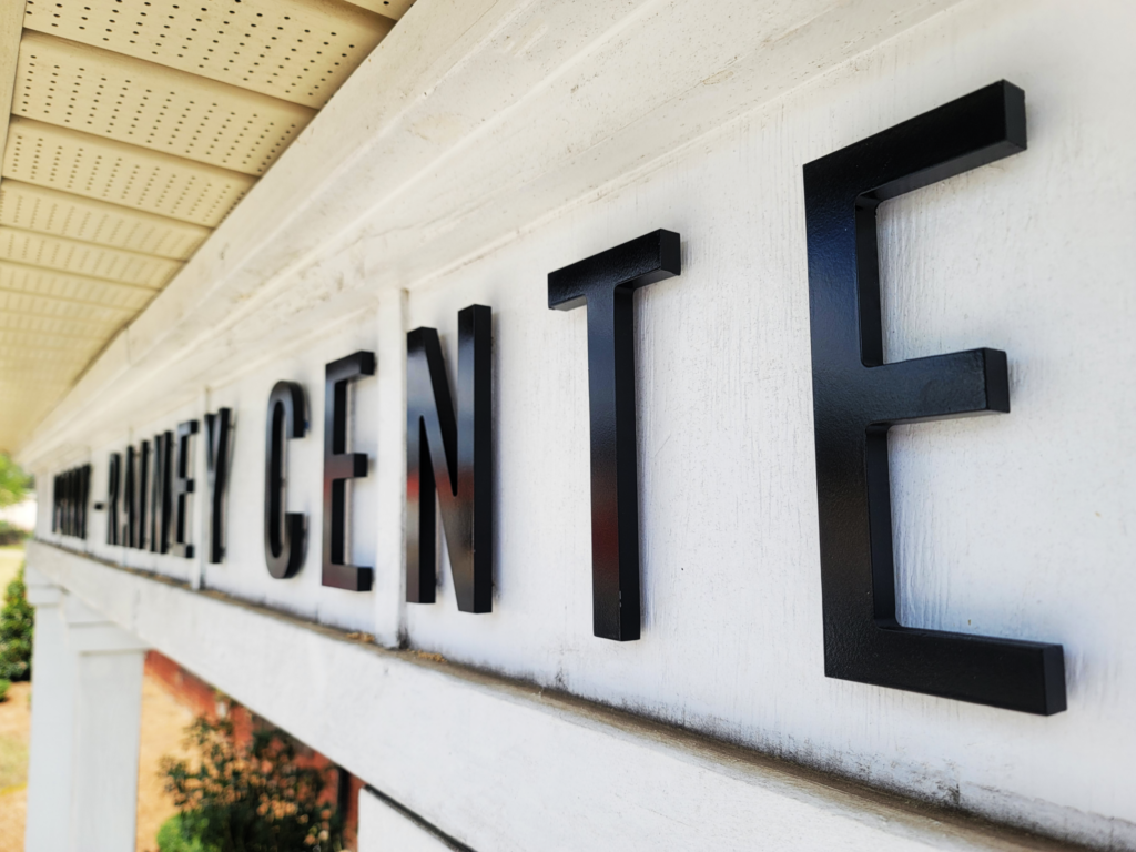 A New Sign With A Classic Look - Big Mouth Signs